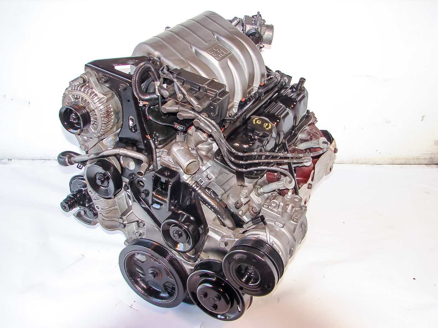 Voyager 3.3 V6 (Aluminium) – Supreme Engines and Gearboxes